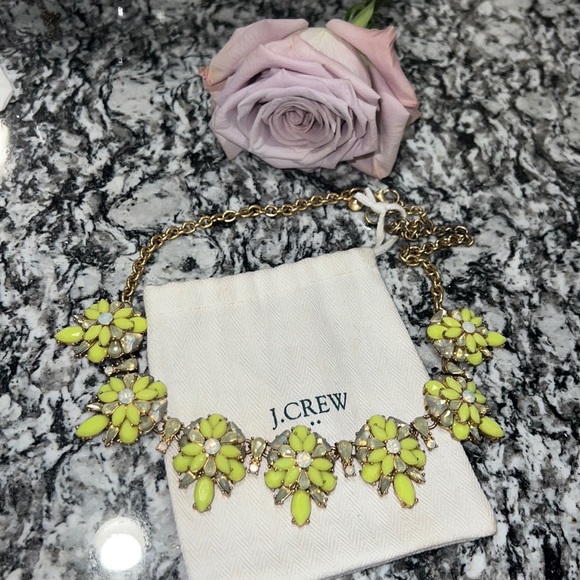 J. Crew | Jewelry | Jcrew Floral Statement Necklace In Green | Poshmark